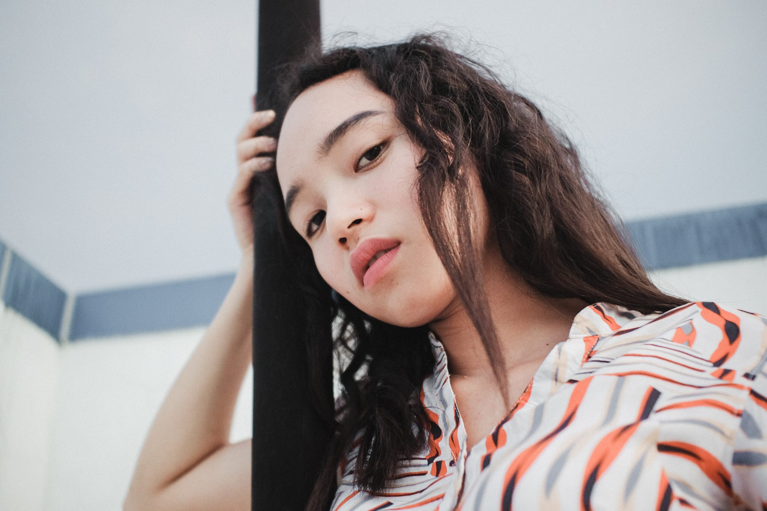 「白い目で見る」は英語で？｜メイクイット英語塾